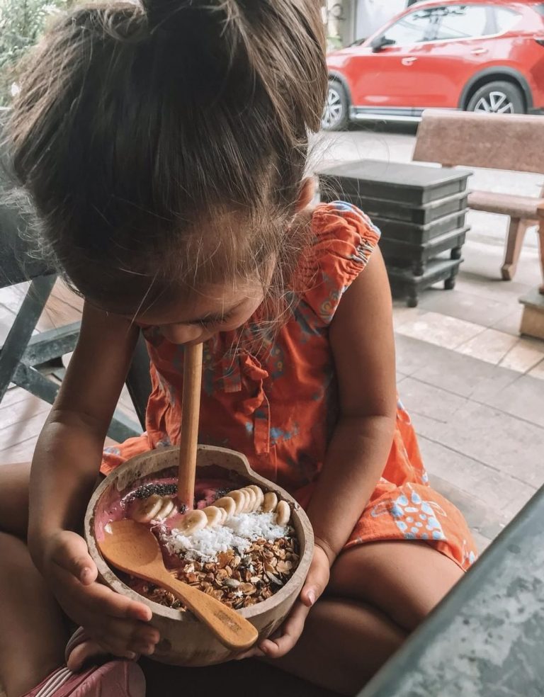 ROOTS | ROOTS PLANT-BASED CAFÉ